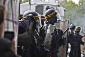The Advantages of Different Styles of Riot Helmets for Certain ...